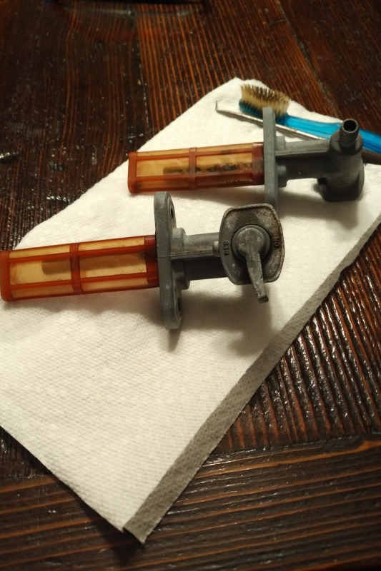 Petcock Fuel Screen - KZ1300.COMmunity