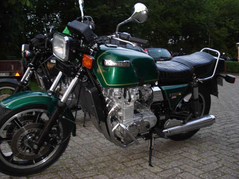 Holly Green - KZ1300.COMmunity